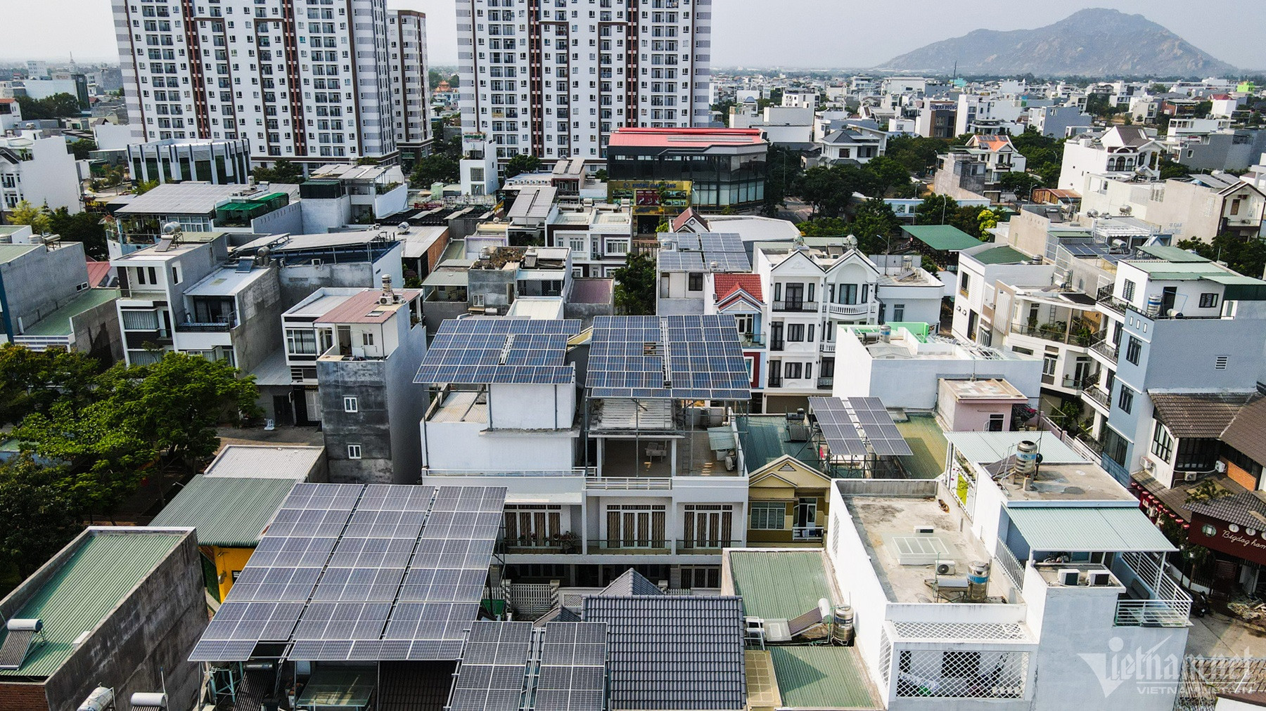 EVN ban hành hướng dẫn chi tiết về quy trình phát triển, lắp đặt và vận ...